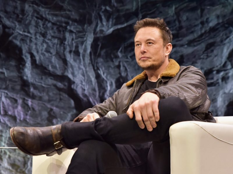 Elon Musk heeft $85 miljard aan vermogen verloren in 2 dagen Elon Musk heeft $85 miljard aan vermogen verloren in 2 dagen