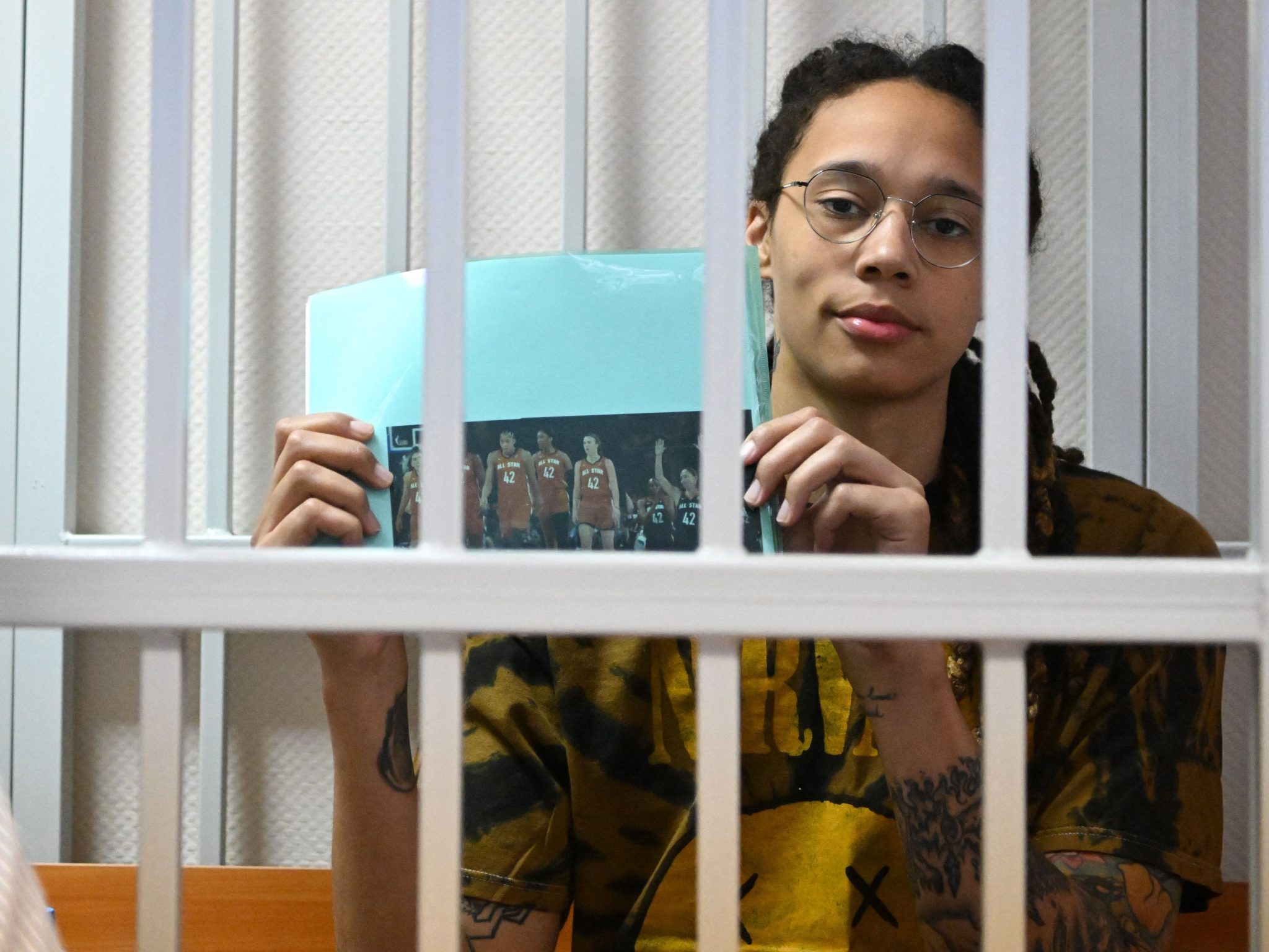 A Former Inmate Describes What Brittney Griners 9 Year Sentence In A